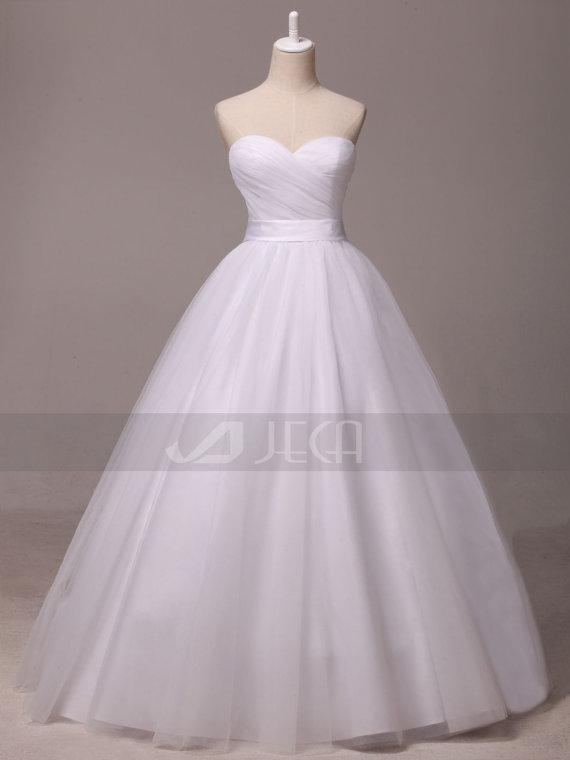 Simple Princess Deb Dress Wedding Dress on Luulla